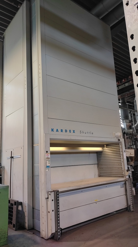 Kardex Shuttle XP500 Hoogte : 5900 mm VLM Vertical Lift / Paternosters ...
