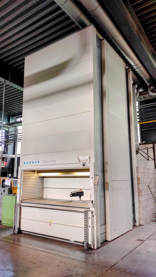 Kardex Shuttle XP500 Hoogte : 5900 mm VLM Vertical Lift / Paternosters ...